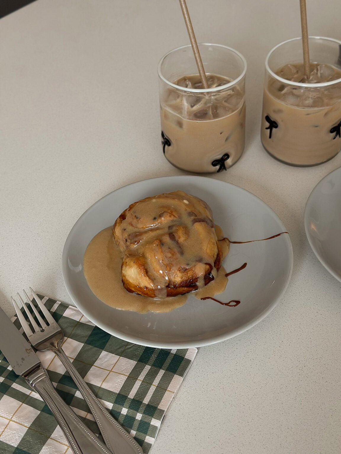 The Best Cinnamon Rolls — bows & sequins