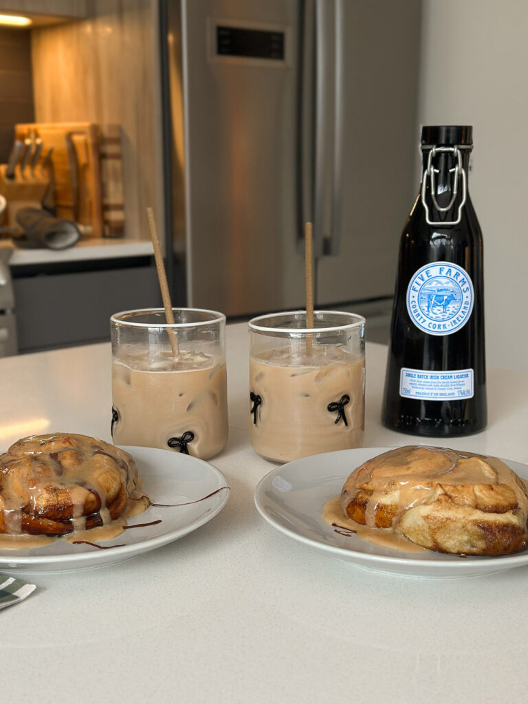 The Best Cinnamon Rolls — bows & sequins