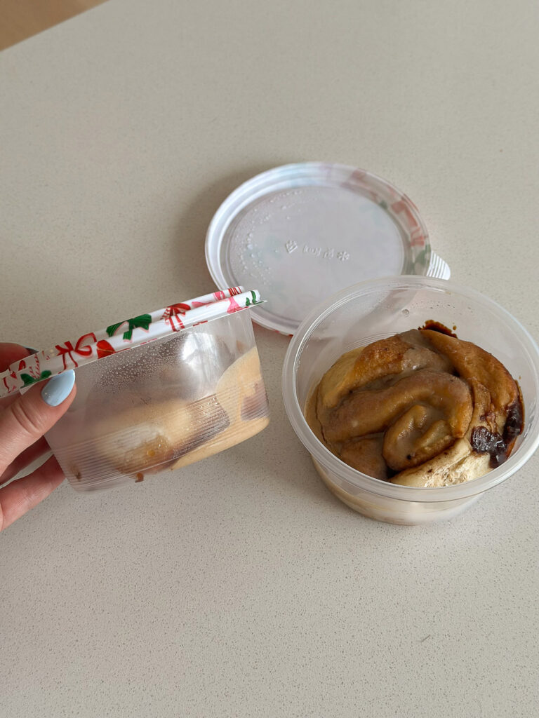 The Best Cinnamon Rolls — bows & sequins